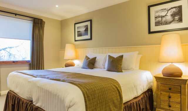 Luxury Loch View Lodges Near Balloch | Cameron House Lodges