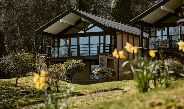 Spring at Cameron Lodges | Cameron House Resort